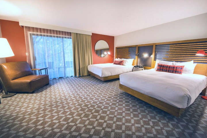 Pet-friendly Room W/ Patio | Scenic Resort W/ Mountain Views - Santa Cruz, CA