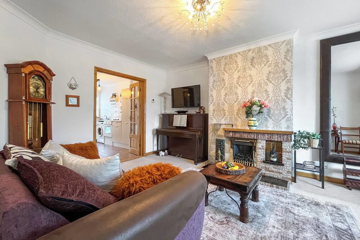 2 Bedroom Accommodation In Redcar - Hartlepool