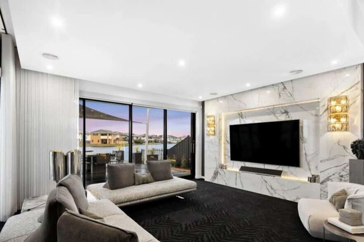 Elegant Waterfront Escape  Point Cook  Relax With The Whole Family. - Point Cook