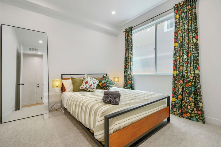 Berkeley Flat | Walk To Tennyson | Balcony - Thornton, CO
