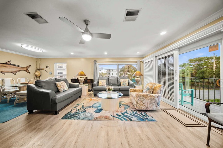 Peace & Paradise| Open Water Views Condo 2b/2.5bth - Marathon, FL