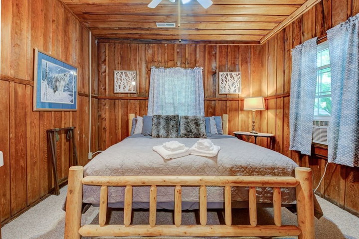 Spacious Mountain Lodge At Lake Junaluska | Private Group Retreat - Lake Junaluska, NC
