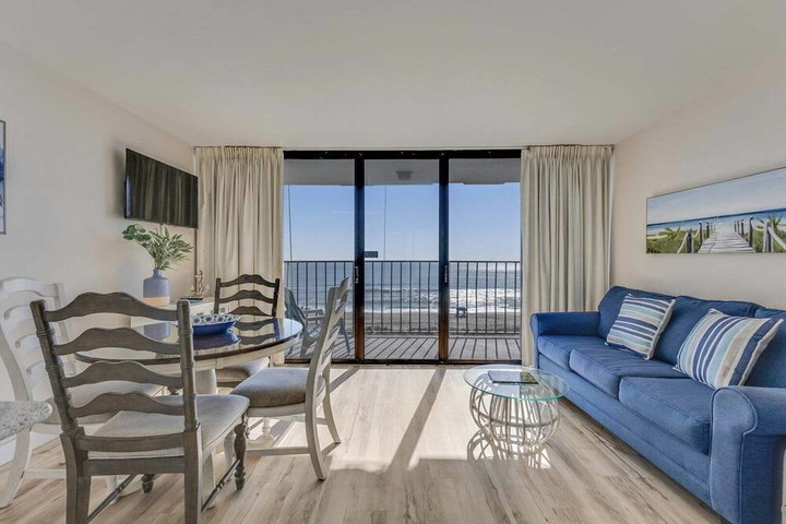 Oceanfront 1-bedroom Condo In Carolina Beach With Stunning Views 0406 - Kure Beach, NC