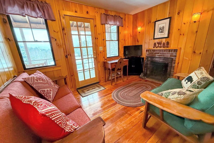 11g Quintessential New England Cottage With Fantastic Views And Dog Friendly! - New Hampshire