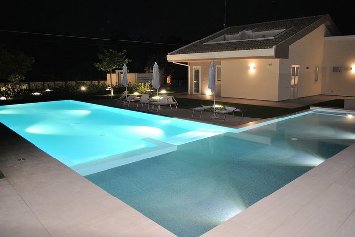 La Giara - Guest House.  Saltwater Pool, Parking Lot, And Hearty Breakfast. - Pozzallo