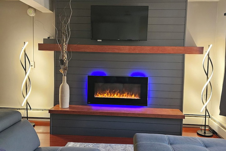 Modern Comfort: Stylish Suite In A Prime Location. Close To Schools And Hospital - Whitehorse