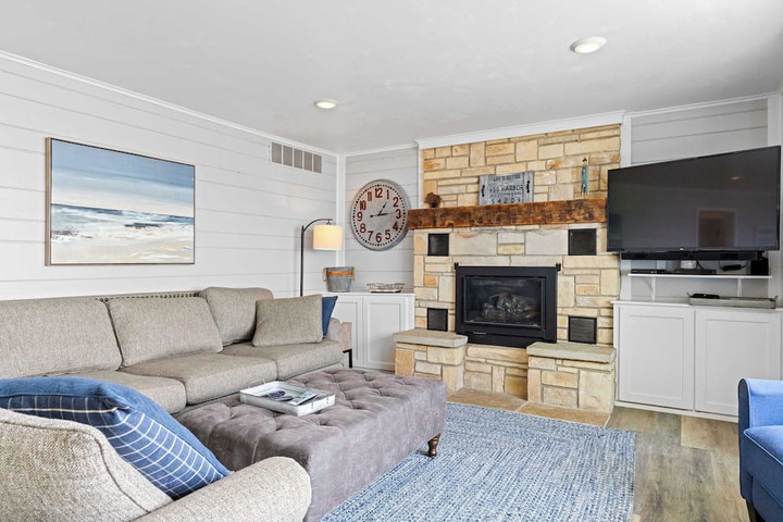 Egg Harbor Home With Waterfront Access-sleeps 12! - 