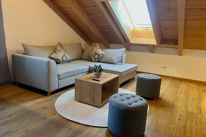 Exclusive Top Floor Apartment (80sqm) With Two Bedrooms - Regensburg