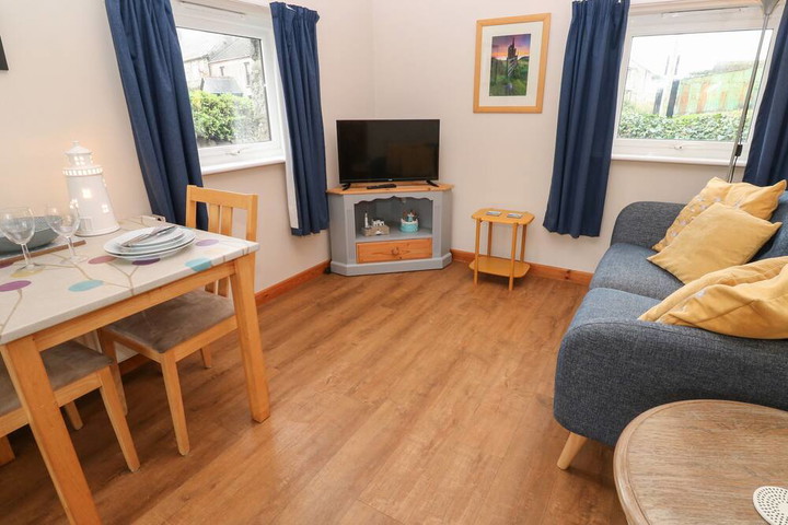 Ramblers Rest, Pet Friendly, Character Holiday Cottage In St Just - Saint Just