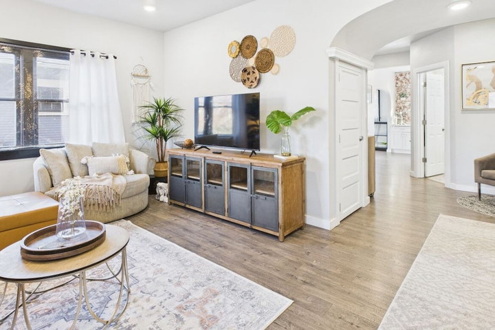 Awesome Family Home Now With Ac! - Albany, OR
