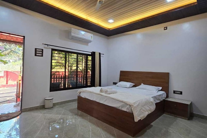 Private Beach Attached Cozy Delux Cottages. - Ganpatipule