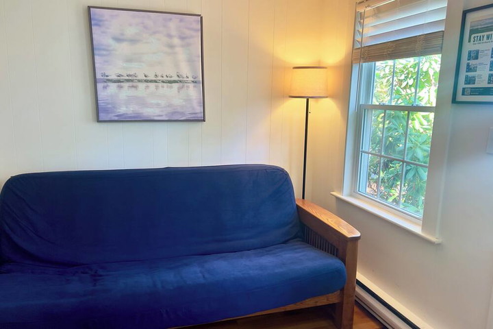 Beautiful 1 Bedroom Cabin Only 50 Ft From Beach - Scarborough, ME