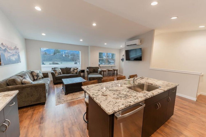 Mountain View Townhome C| Walk To Downtown Joseph - Joseph, OR