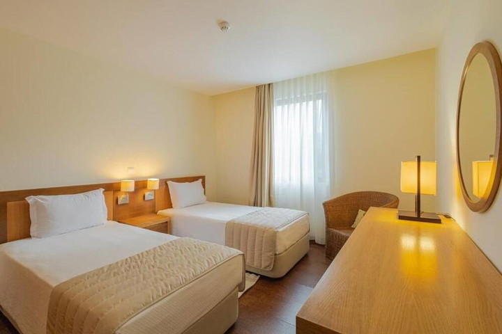 Peaceful Seaside Villa W/ Balcony And Pool - Near Local Attractions In Graciosa - Azores