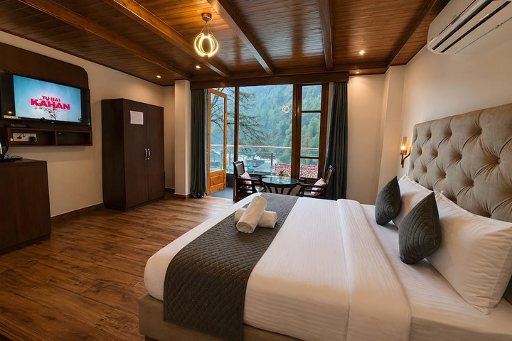 Marvelous 9-bedroom Hotel With Ac In Scenic Kasol - Kasol