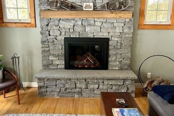 Vintage Vibes Haven In Stowe, Records & Firepit! - Stowe, VT