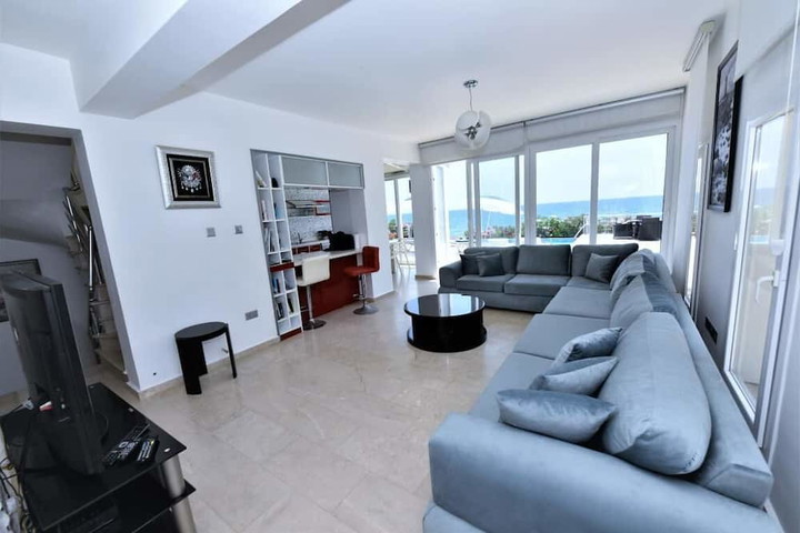 Villa Su Una Bellissima Spiaggia Di Sabbia Con Piscina Privata E Vista Magnifica - Cipro