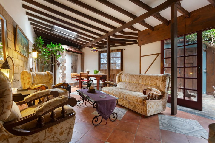 Casa Afrikika: Vistas Al Mar, Terraza Privada Y Wi-fi En Las Cruces - Garachico