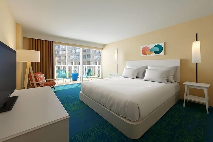 Better Choice For Your Vacation! 2 Convenient Units, Pool, Beach Access - Honolulu