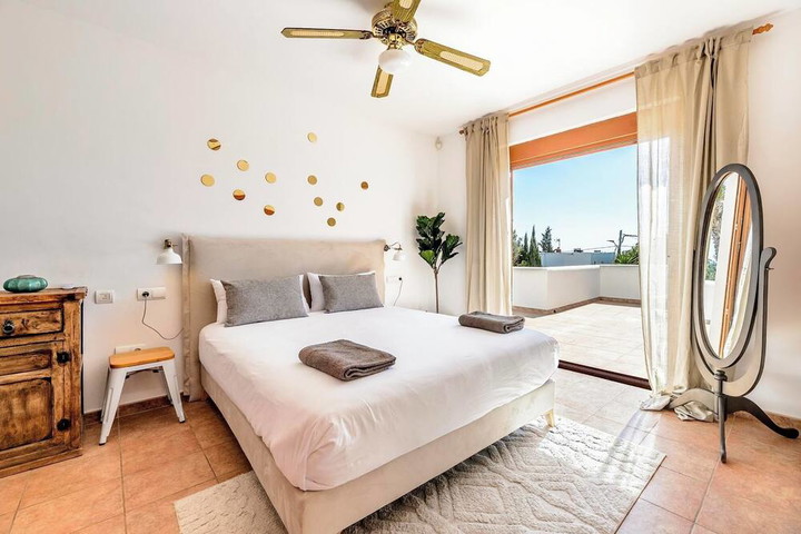 Villa Mika Ibiza Piscine, 4 Chambres, 3 En Suite · 7 Min Playa D'en Bossa - Île de Ibiza