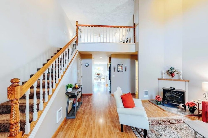 Beautiful Coastal Escape On Golf Course With Enclosed Yard & Private Gas Grill - Waldport, OR
