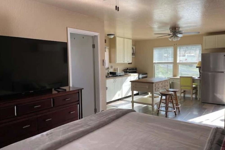 Cozy Guesthouse On 5 Acres - Placerville, CA