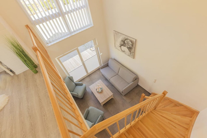 Villa Milla Vacation Home With 86 M² Of Living Space In Nordhorn. Relax In Comfort With A Hot Tub, Sauna, Fireplace, And Comfortable Lounge Chairs. Patio With A Garden And Patio Furniture. Utilities Included - Nordhorn
