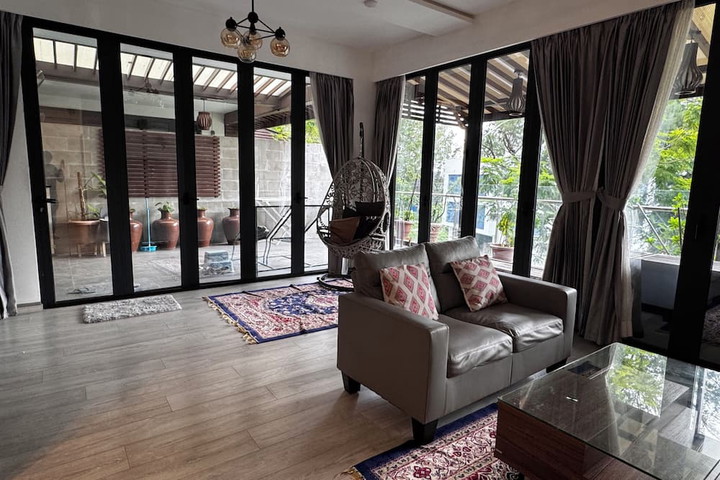 Spacious 3br Apartment With Large Balcony - Malé