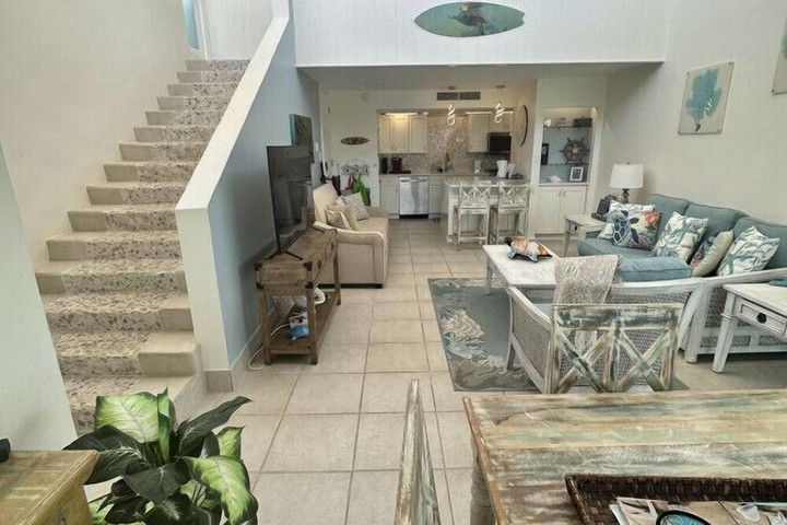 Island Time Luxury Loft Condo! - Saint Thomas