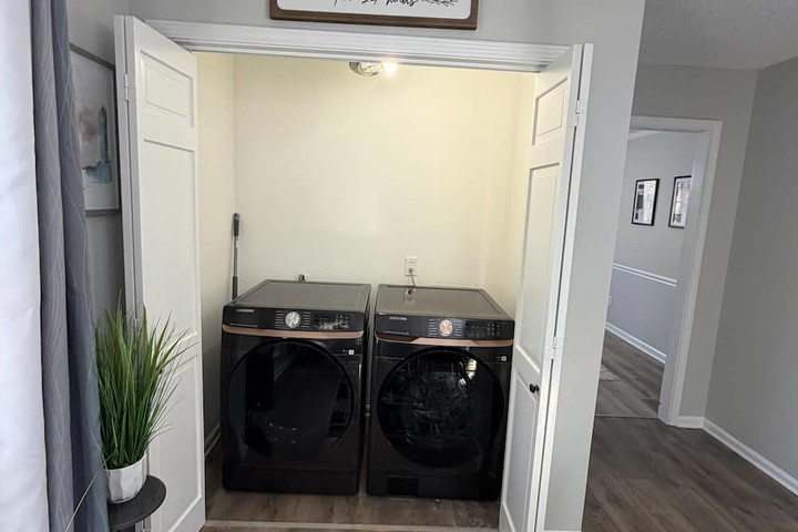 Luxury 4br Retreat Ps5 Massage Chair Renovated - Lawrenceville, GA