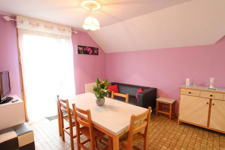 Maison Mitoyenne à Surtainville - Animaux Admis - Wifi - Les Pieux