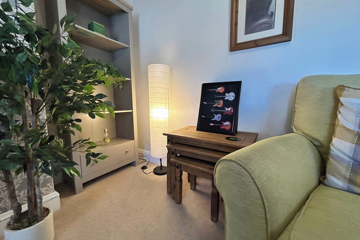 Character Bedford Apartment With Two Bedrooms - Bedford