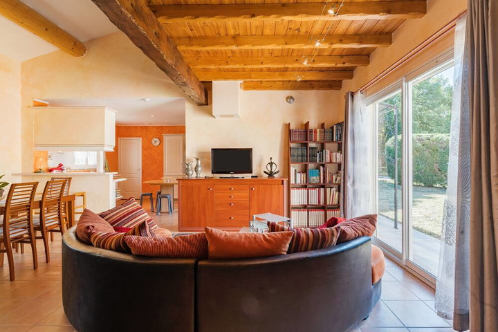 Villa 'Le Verger Du Midi' Avec Piscine, Terrasse Privée Et Wi-fi - Cadenet