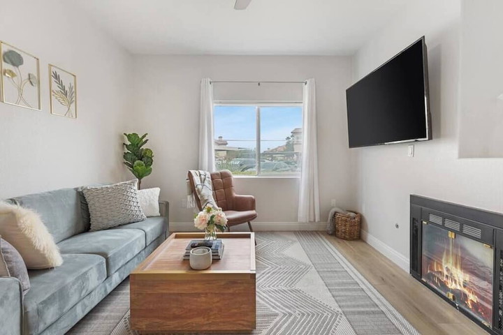 Belmont Suite Modern 2 /2 Condo - Las Vegas