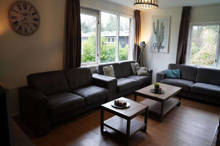 Wellness Home W/ Hot Tub - Arnhem