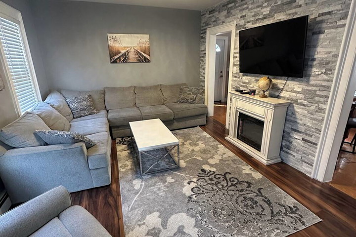 Charming 4-bedroom House In Lovely Scranton Perfect For Families - Scranton, PA