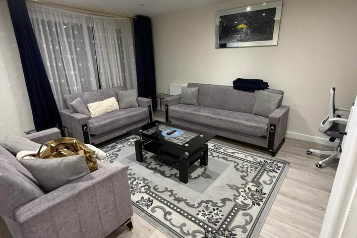 3bed 2bath House/entire House/hi Speed Wifi/ Free Parking/workstation/garden - Bromley