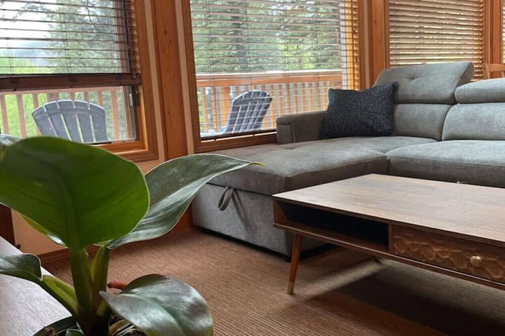 Crowsnest River Chalet - Yeti - Blairmore