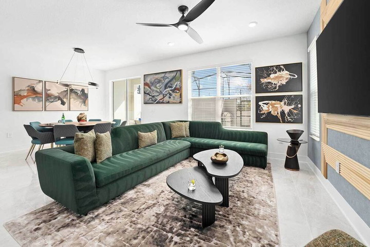 Villa Aurelia | Dream Villa Near Parks W Upscale Suites, Full Kitchen & Pvt Pool - Orlando, FL