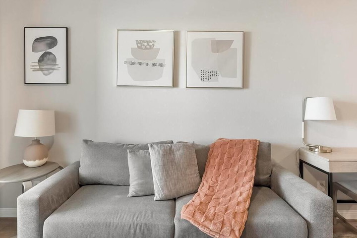 Landing | Beautiful 2bd, Pool, Rooftop Lounge - Henderson, NV