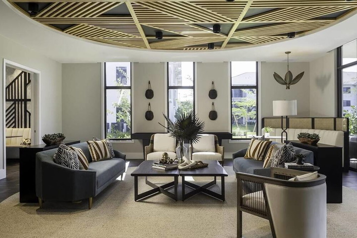Landing | Modern 2bd, Pool, Gym - Fort Myers, FL