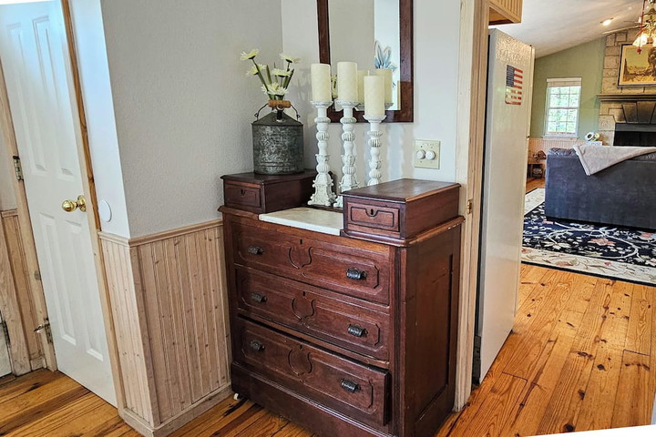 Cozy Cottage In A Quaint Eureka Springs - Eureka Springs, AR