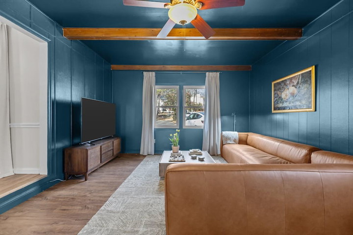 Curated 3br Boutique Retreat In Cary  Walk To Trails, Close To Downtown - Cary, NC