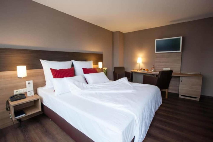 Hôtel Stuttgart Großbettlingen By Belvilla Chambre Quadruple Standard - Metzingen
