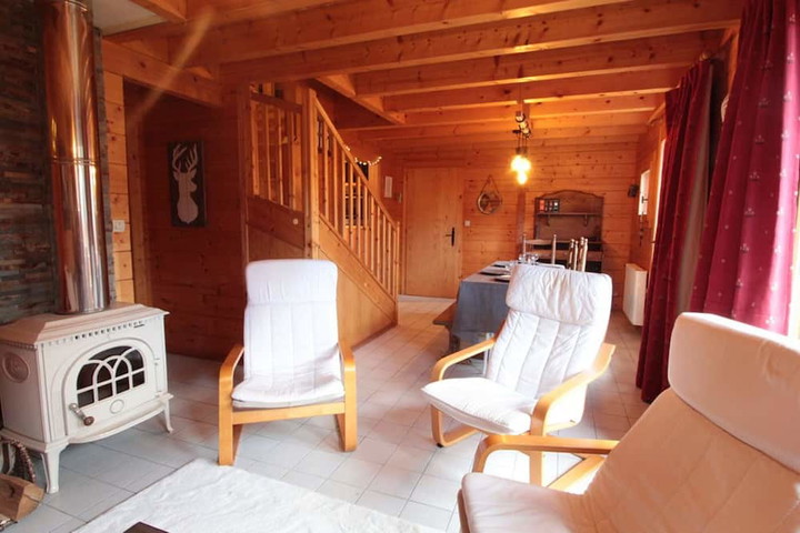 Chalet éQuipé Avec Poêle Et Garage, Proche Centre Et Remontées Mécaniques - Cluses
