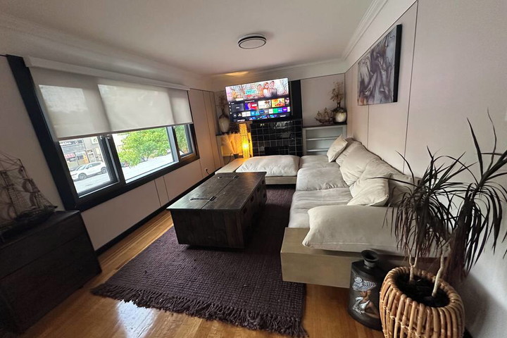 Furnished 2br/2ba In Central Lonsdale, North Vancouver | Cinema & Spa Tub - 6400