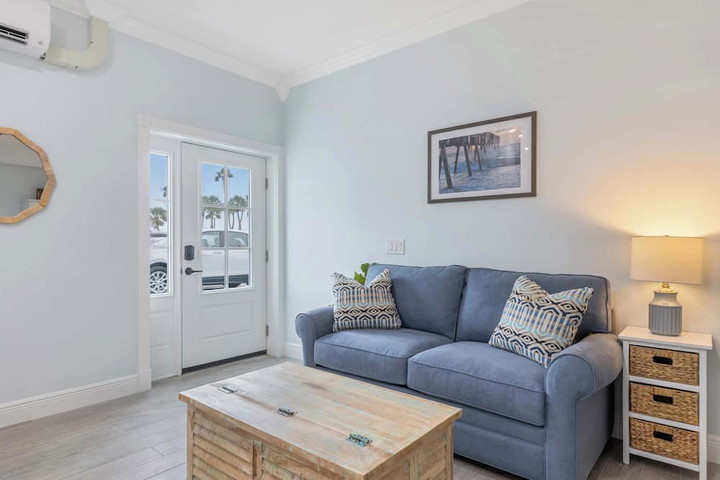 Cozy Condo Ada Accessible - Sebastian, FL