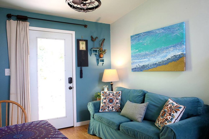 Pet Friendly Charming Cottage With Incredible Views And Hot-tub In Rainbow, California - Temecula, CA