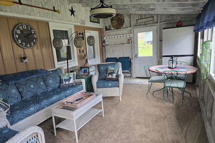The Riverside Cottage... Charming 2-bedroom Cottage On The Mohican River - Ohio