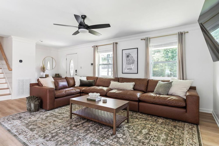 Private Pool & Fire Pit W/ Gazebo & Grill. Family Friendly 4 Bedroom Home. - Covington, GA